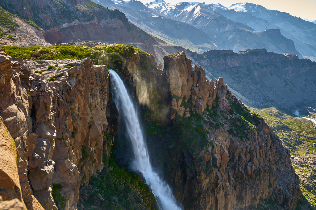Cascada Invertida – Naturaleza y Aventura en la Cordillera del Maule ...
